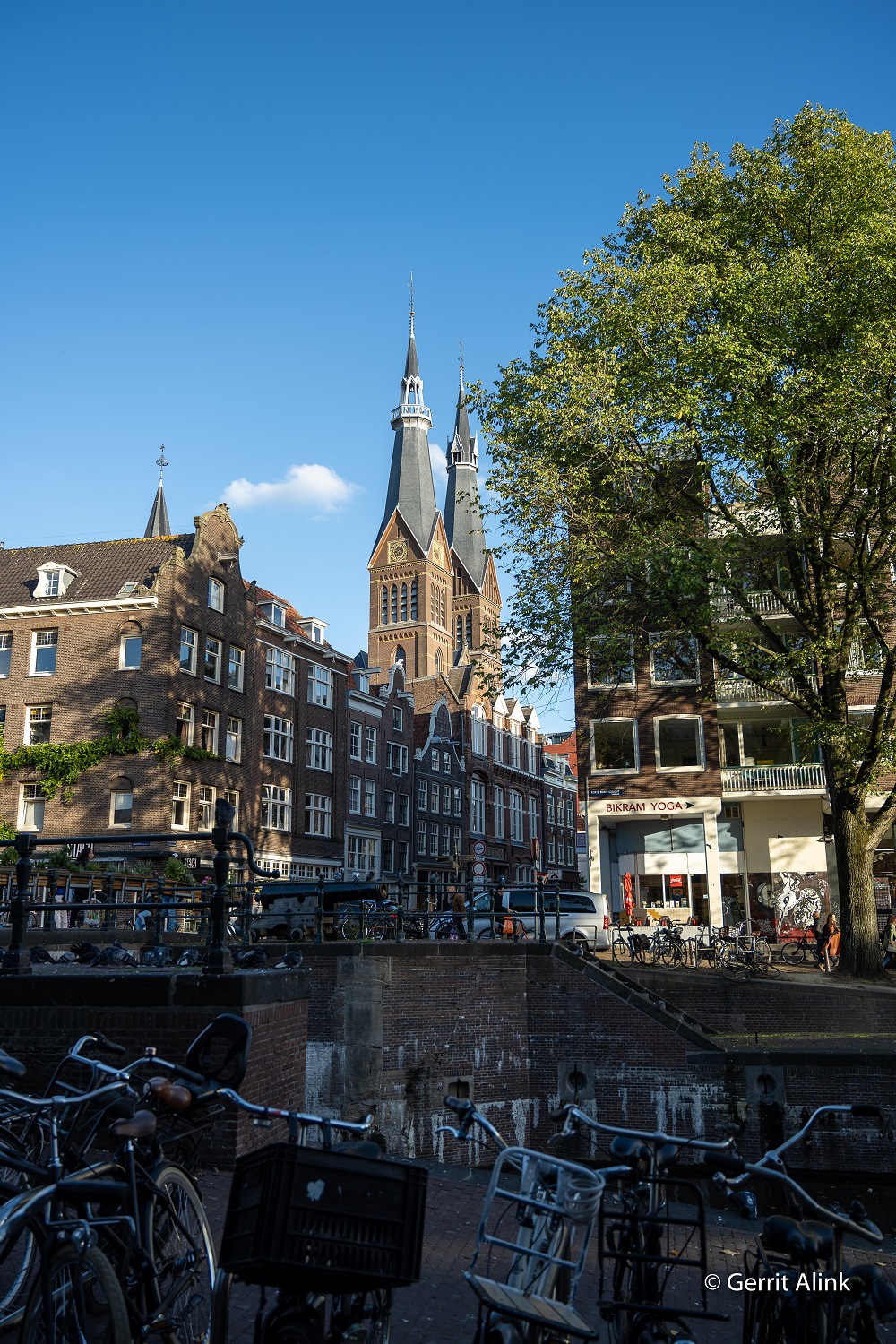 Torenbeklimming tijdens de Antiekmarkt - Stadsherstel Amsterdam