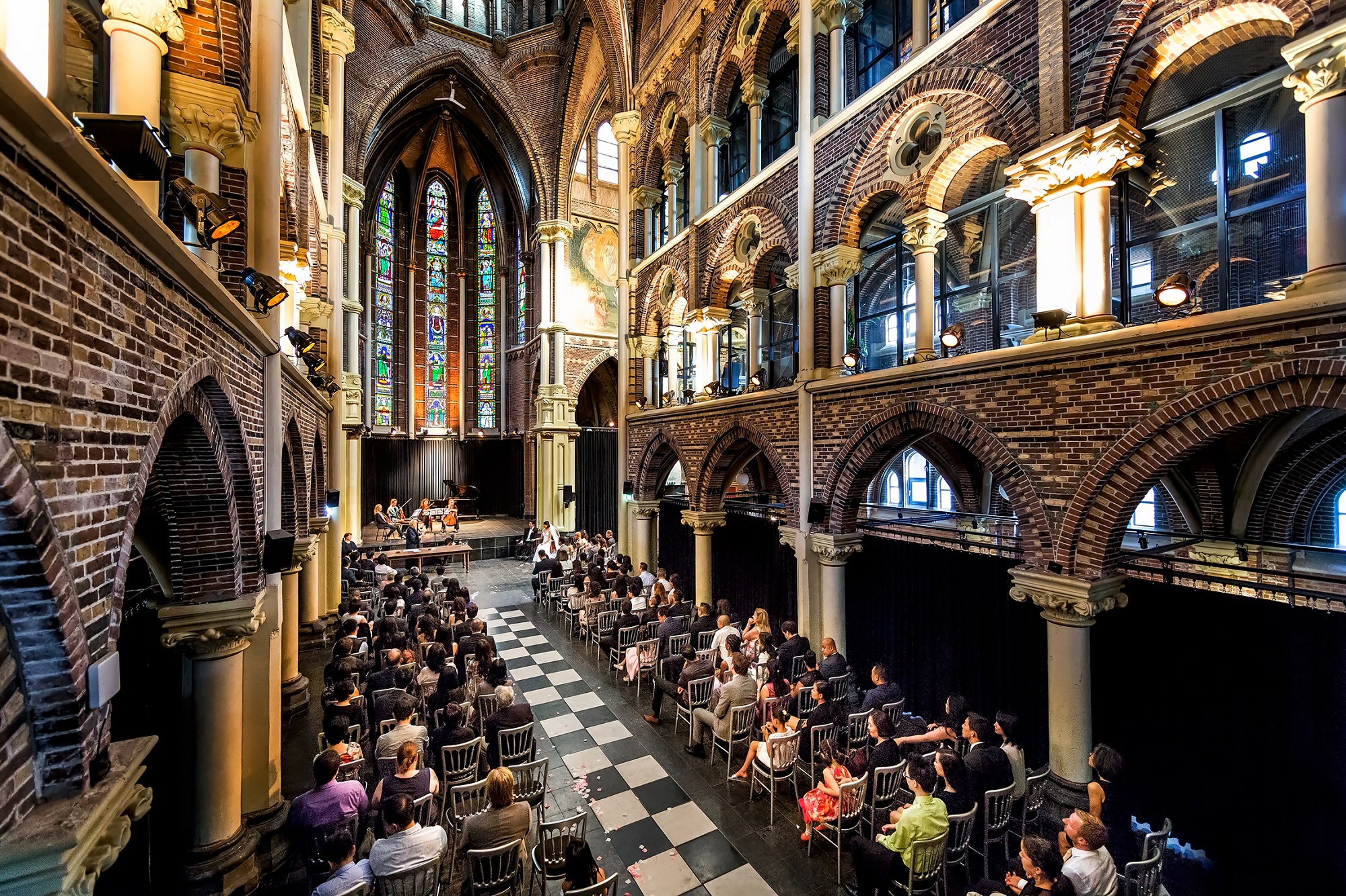 Stijg tot grote hoogte in de Posthoornkerk - Stadsherstel Amsterdam